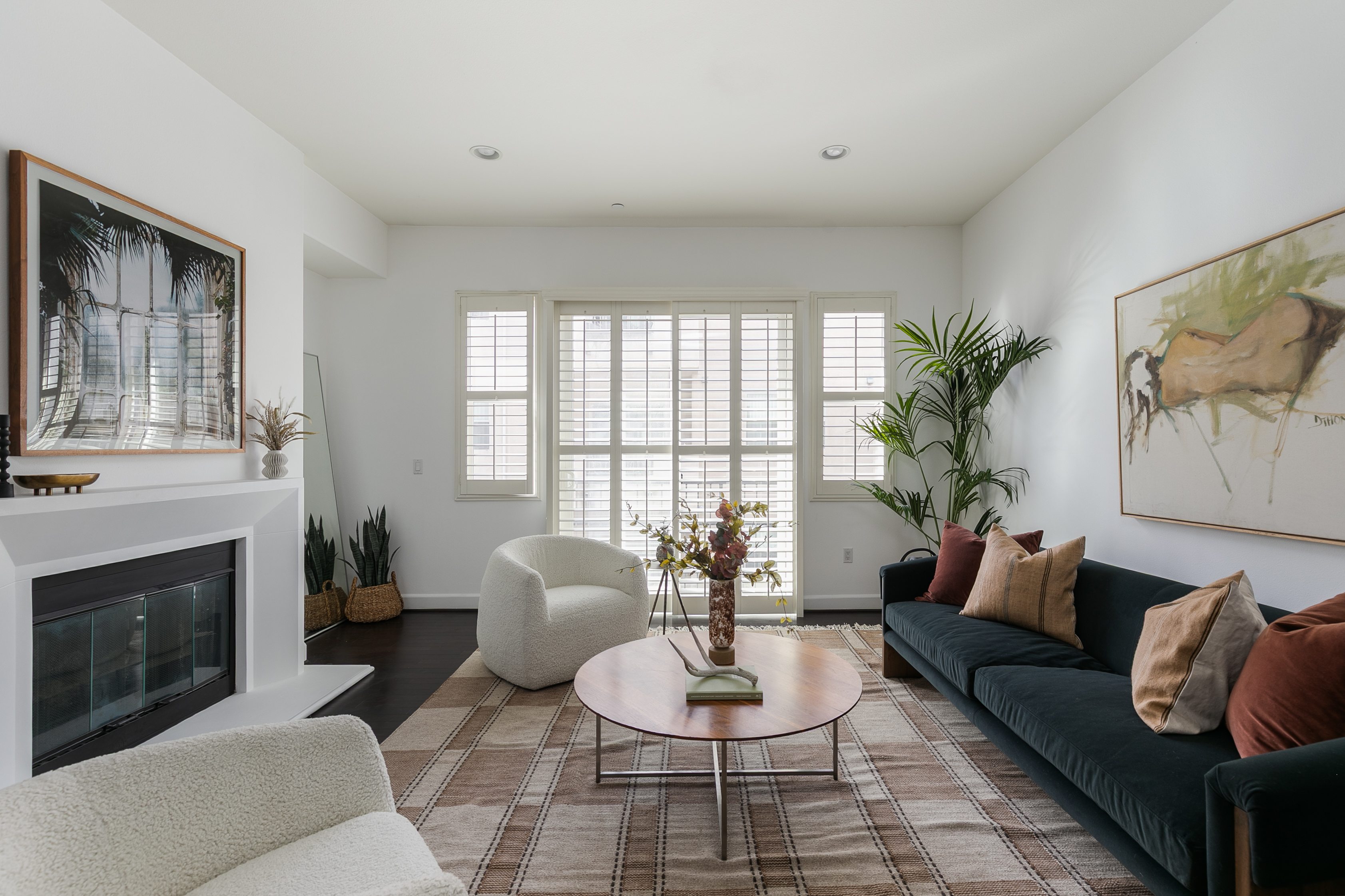 8864 | Past Listings | Sales | TRG Real Estate | The Rental Girl