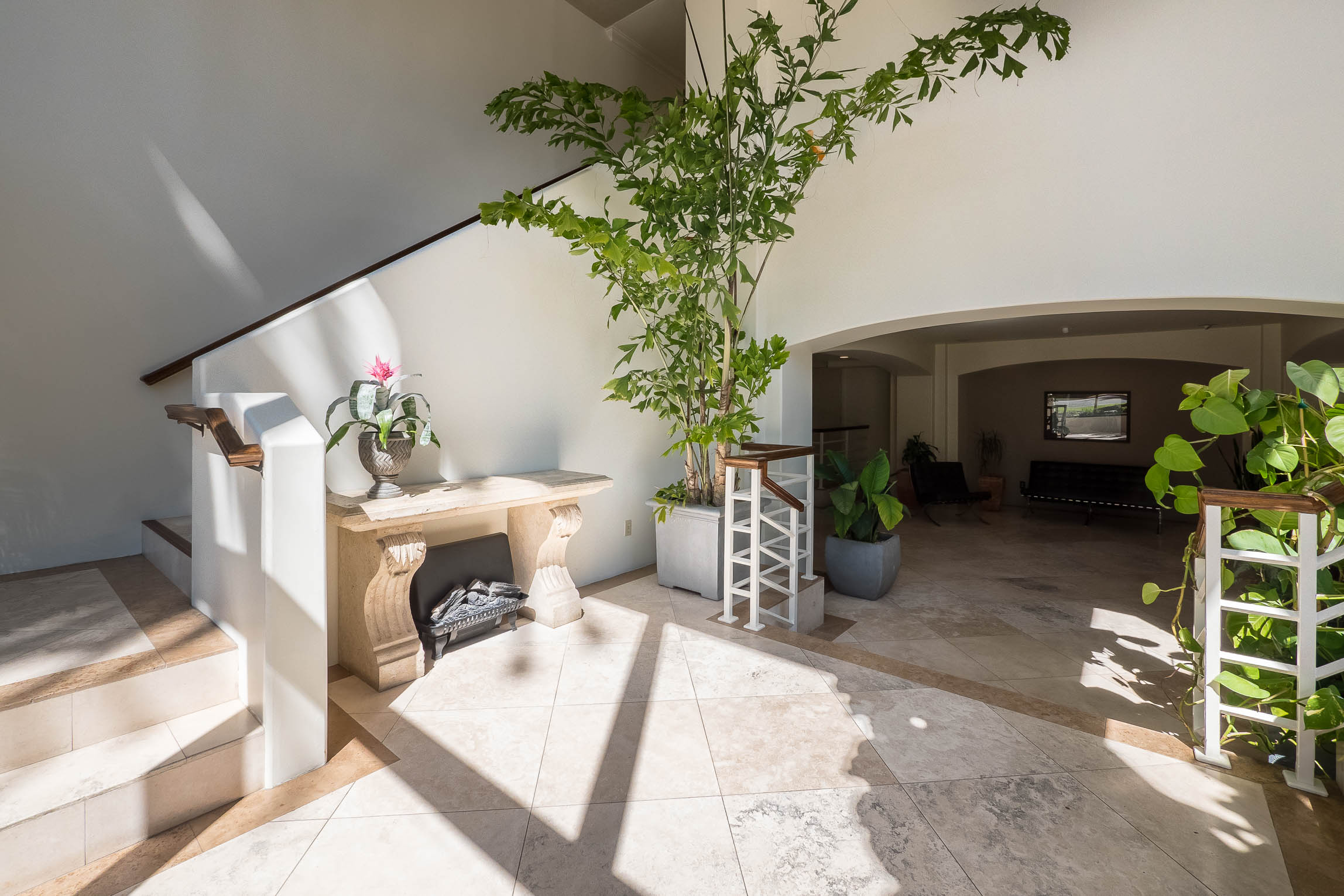 The Rental Girl-Leasing agent Julie